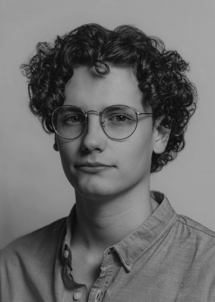 About Us - Metro Arts